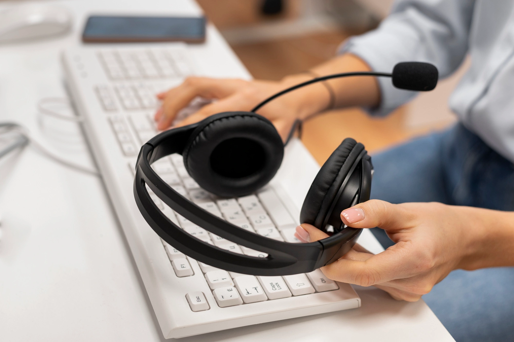 Apa itu Customer Service? Pentingnya dalam Bisnis Modern - Program IPOS